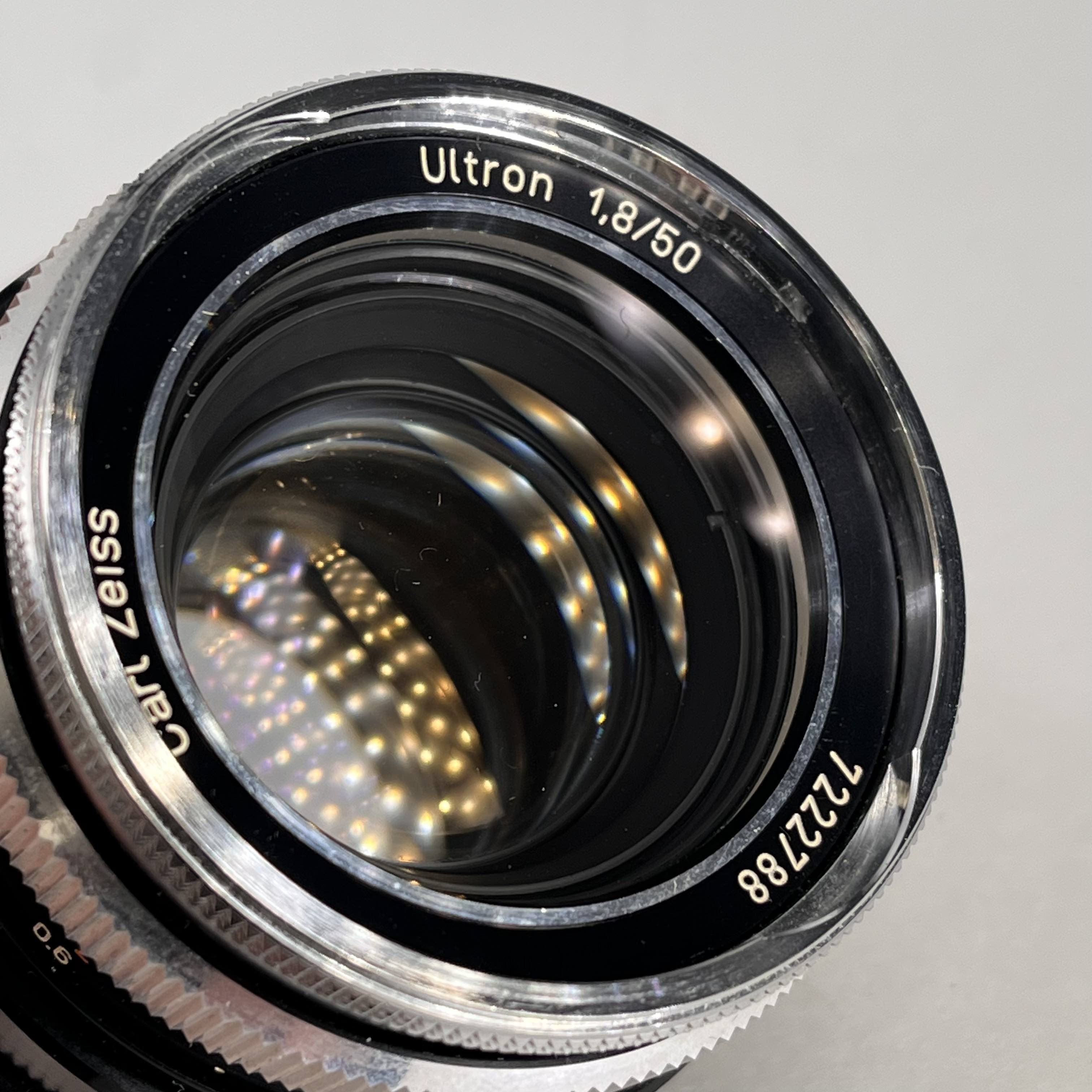 Zeiss Ikon Voigtlander Icarex 35S PRO/ Carl Zeiss Ultron 50mm F1.8 – TheVintageLensGuy