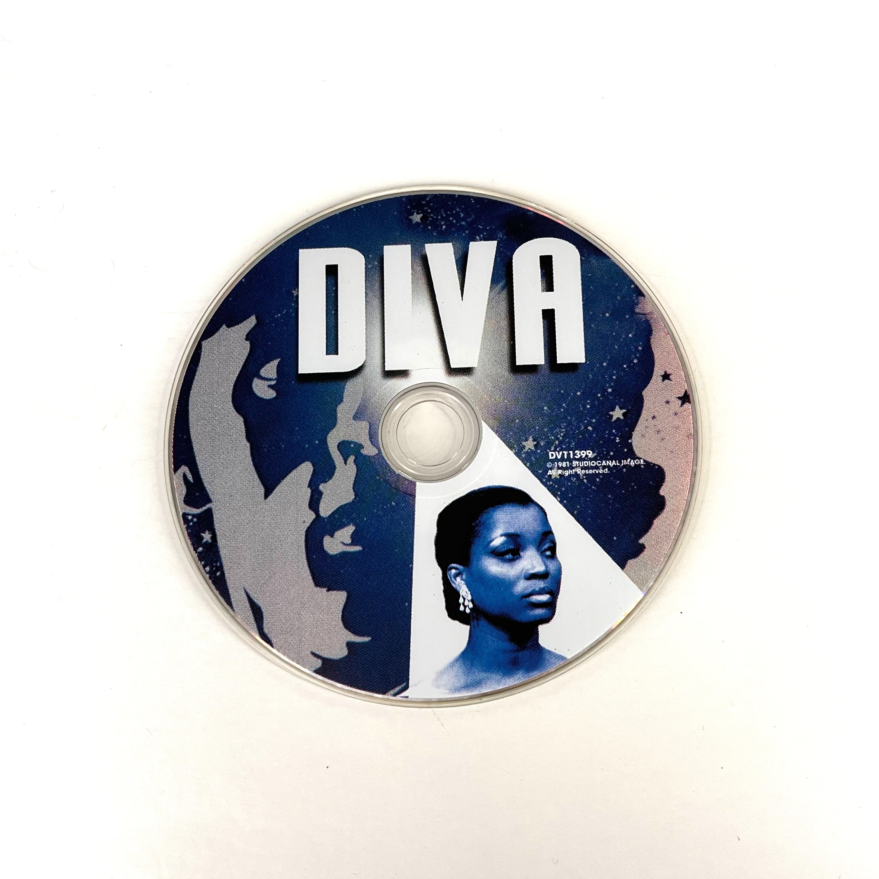 Diva – TheVintageLensGuy