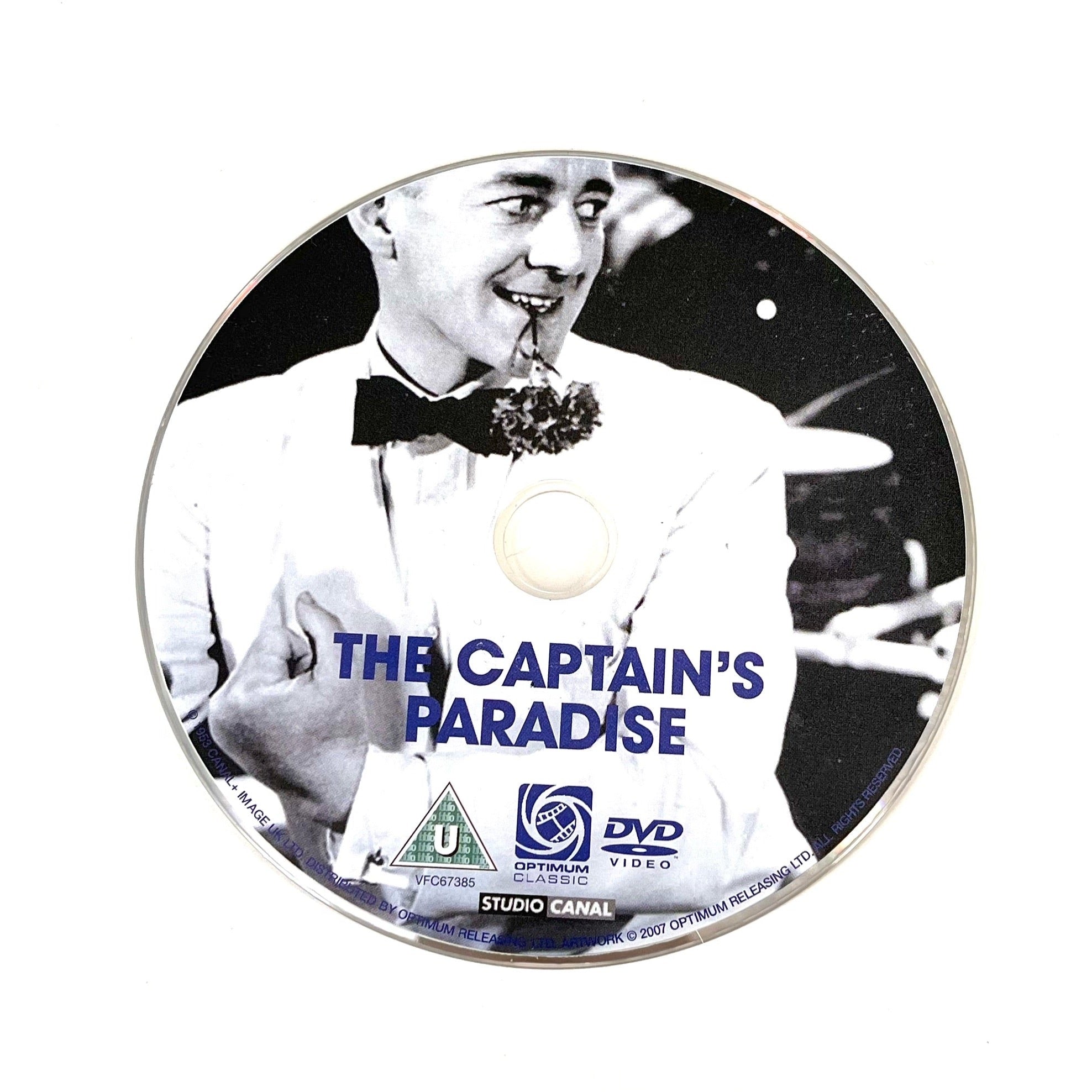 The Captain’s Paradise – TheVintageLensGuy